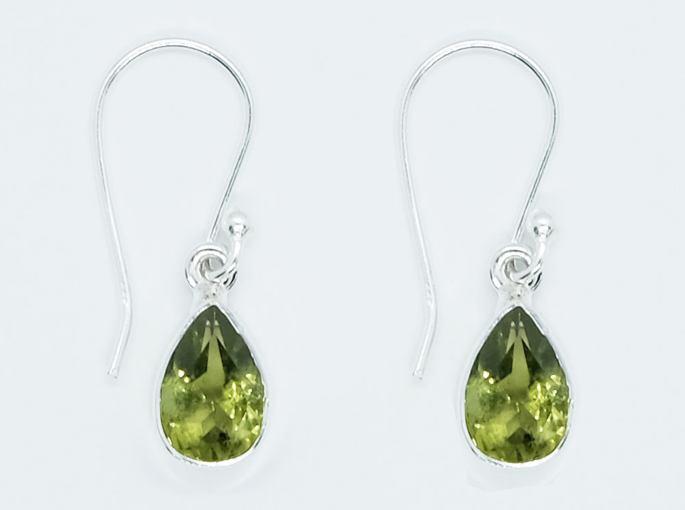 Silver Earring Cut Peridot – Cleopatra Trading Limited